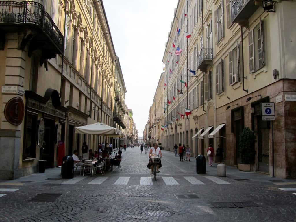 A Guide to Planning a Road Trip